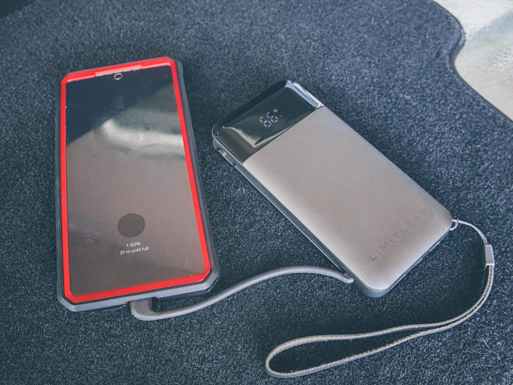 Candid Review: Limitless 10000mAh fast-charging power bank - Techigar